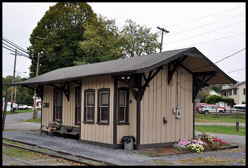 Pennsylvania RR Depot Photo Collection